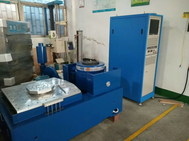 Standard DIN EN 61373 Vibration Test System With Frequency 1 - 3000Hz